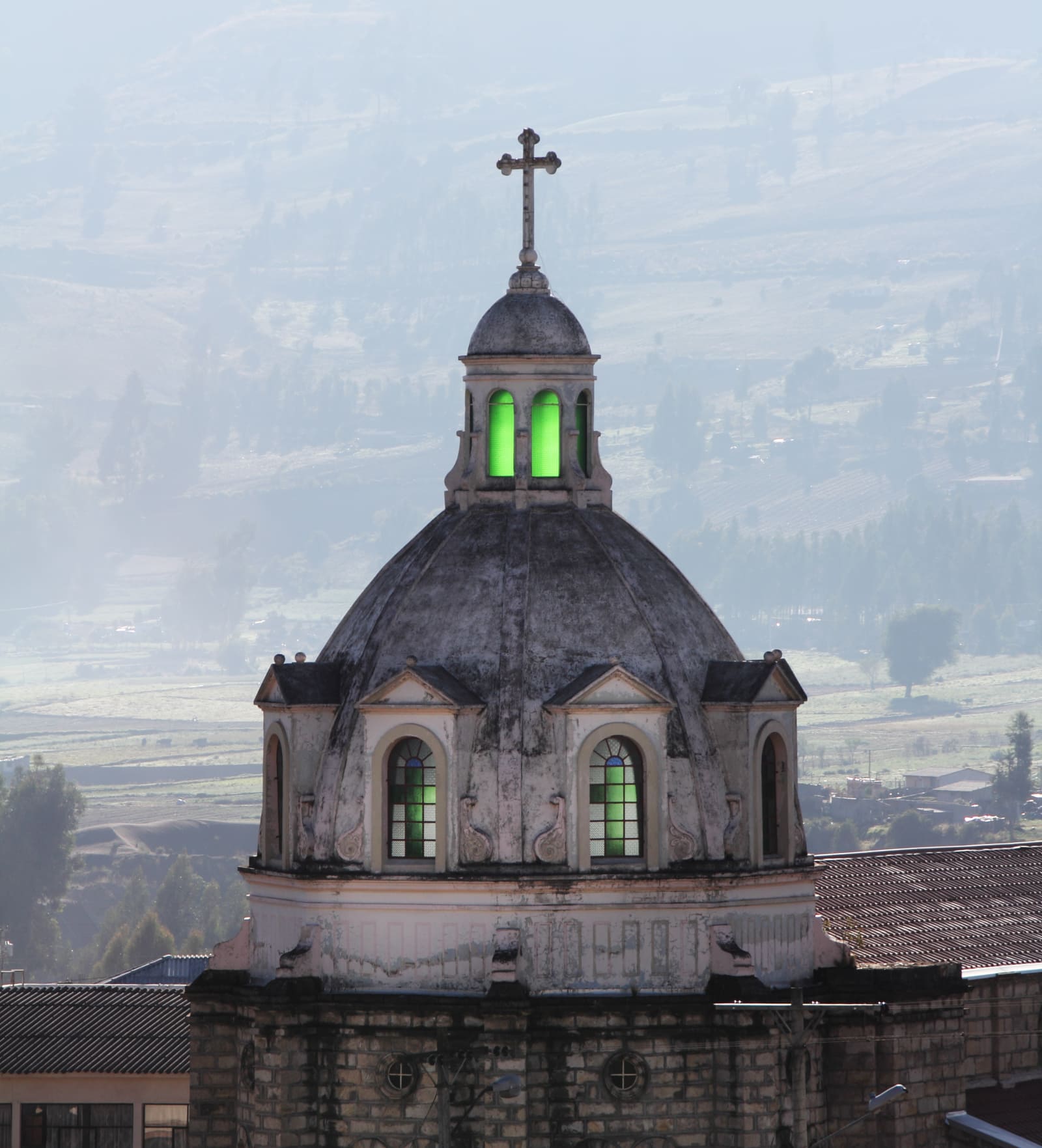 Walking the Streets of Guamote | Ecuador Travel Photos